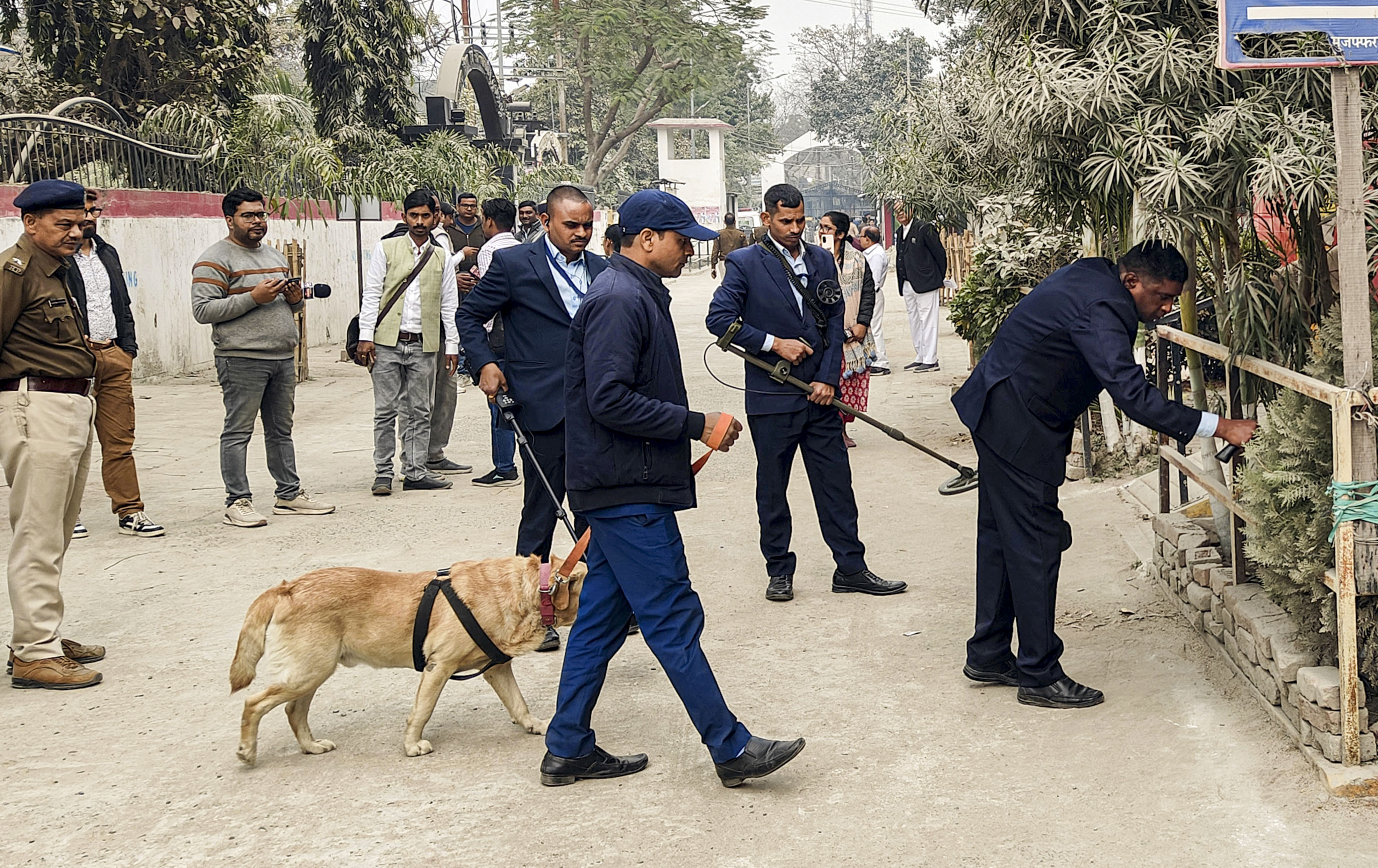 Courts in five Bihar districts receive bomb threat mails, all hoaxes
