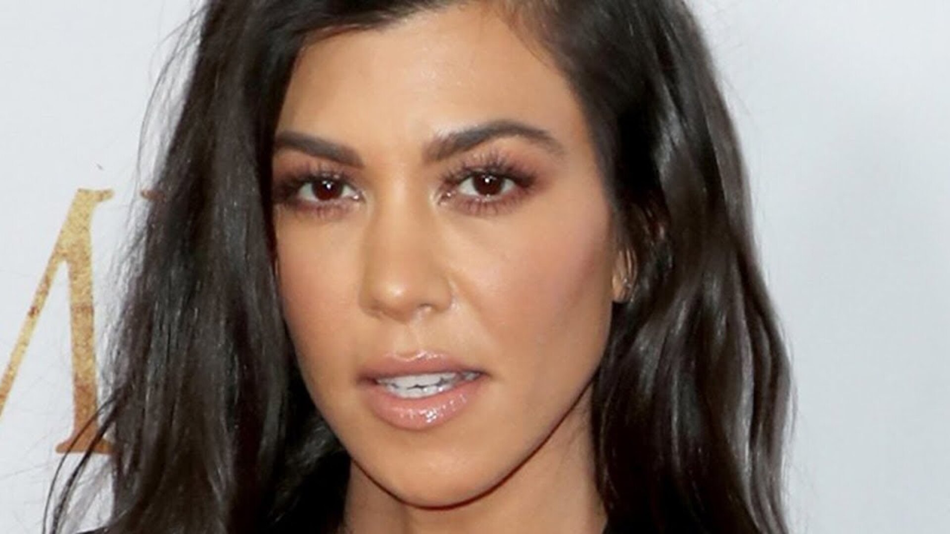 Celebs who refuse to wear deodorant