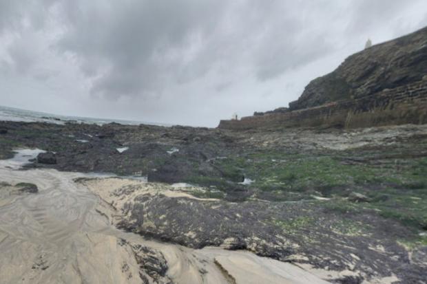 Coastguard issues safety warning after youths spotted on pier in poor ...