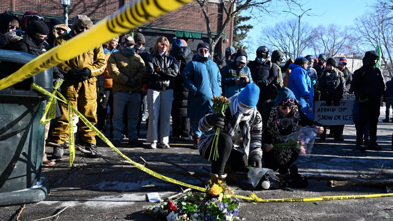 Legisladores exigen cambios en la respuesta federal en Minneapolis