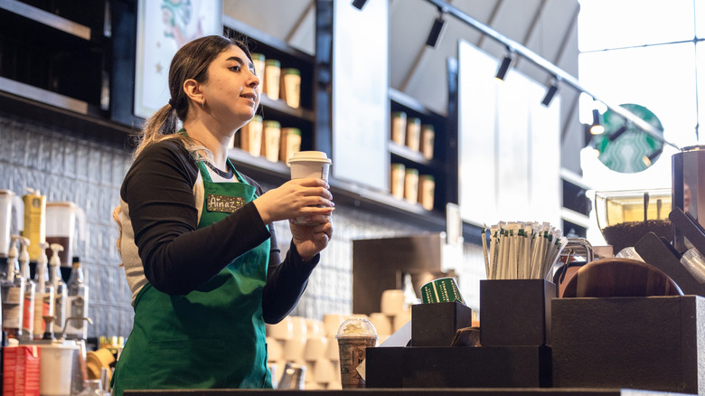 10 rules to know before visiting Starbucks