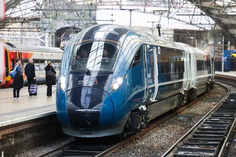 'Body found on tracks' at Liverpool Lime Street as trains face ...