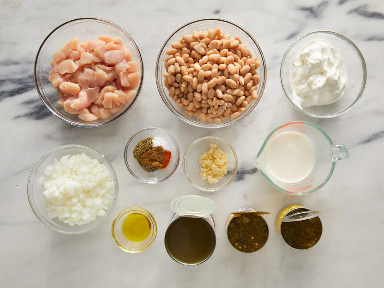 The white chicken chili recipe so good home cooks 'always have to ...