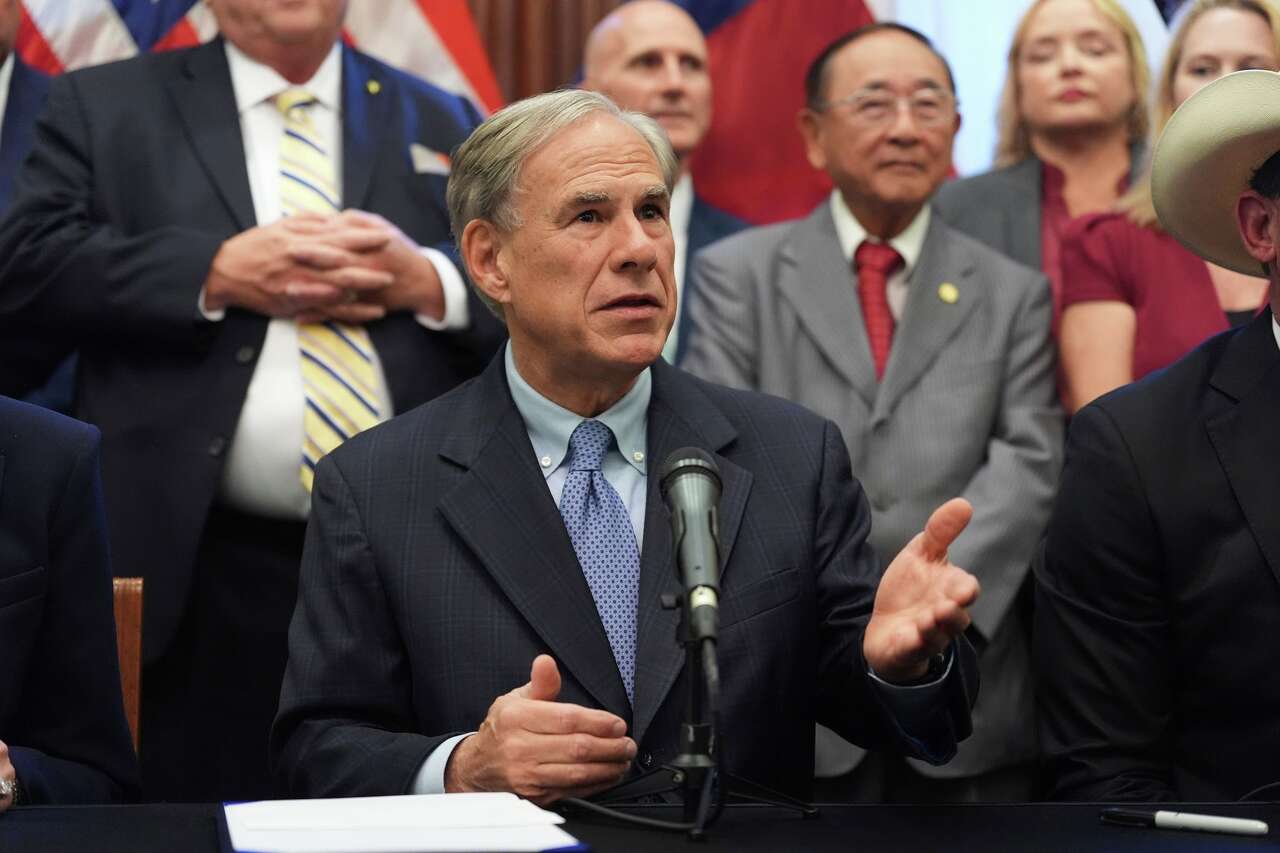 What are H-1B visas? Here's how Texas Gov. Greg Abbott is cracking down.