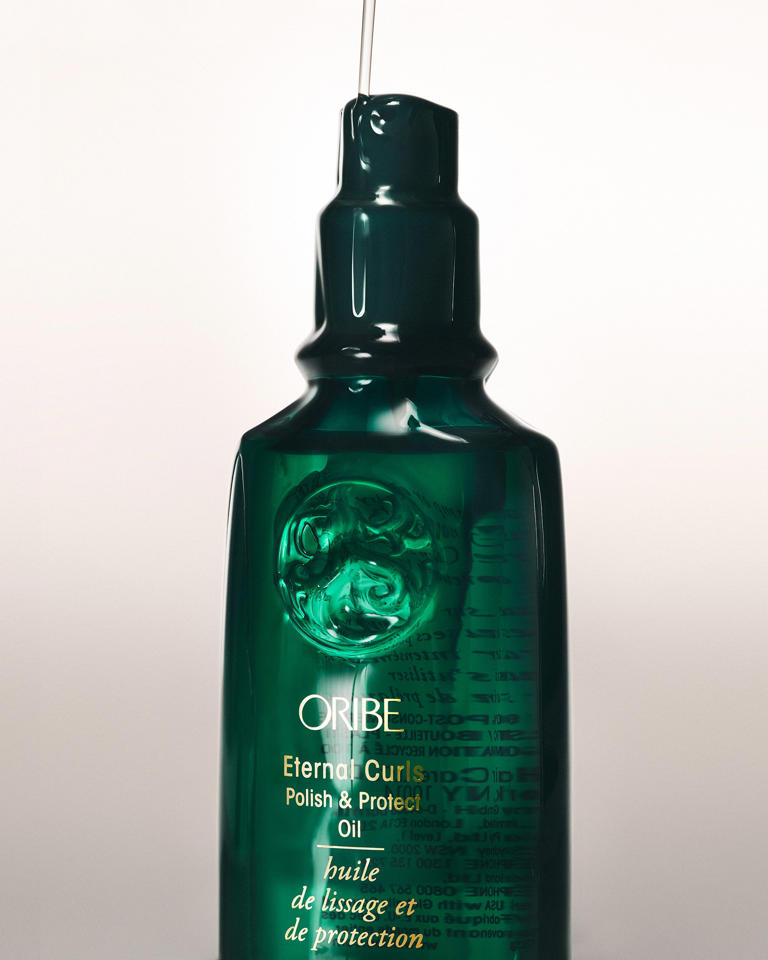 What is the 'LOG' moisturizing method?