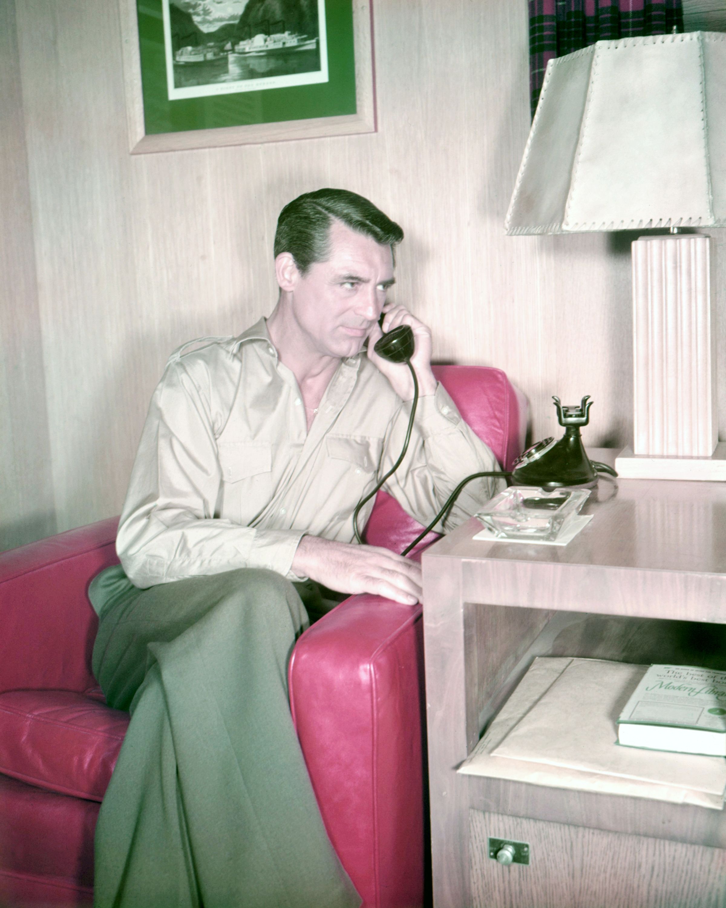 Cary Grant at home: 15 photos that go inside the private world of a ...