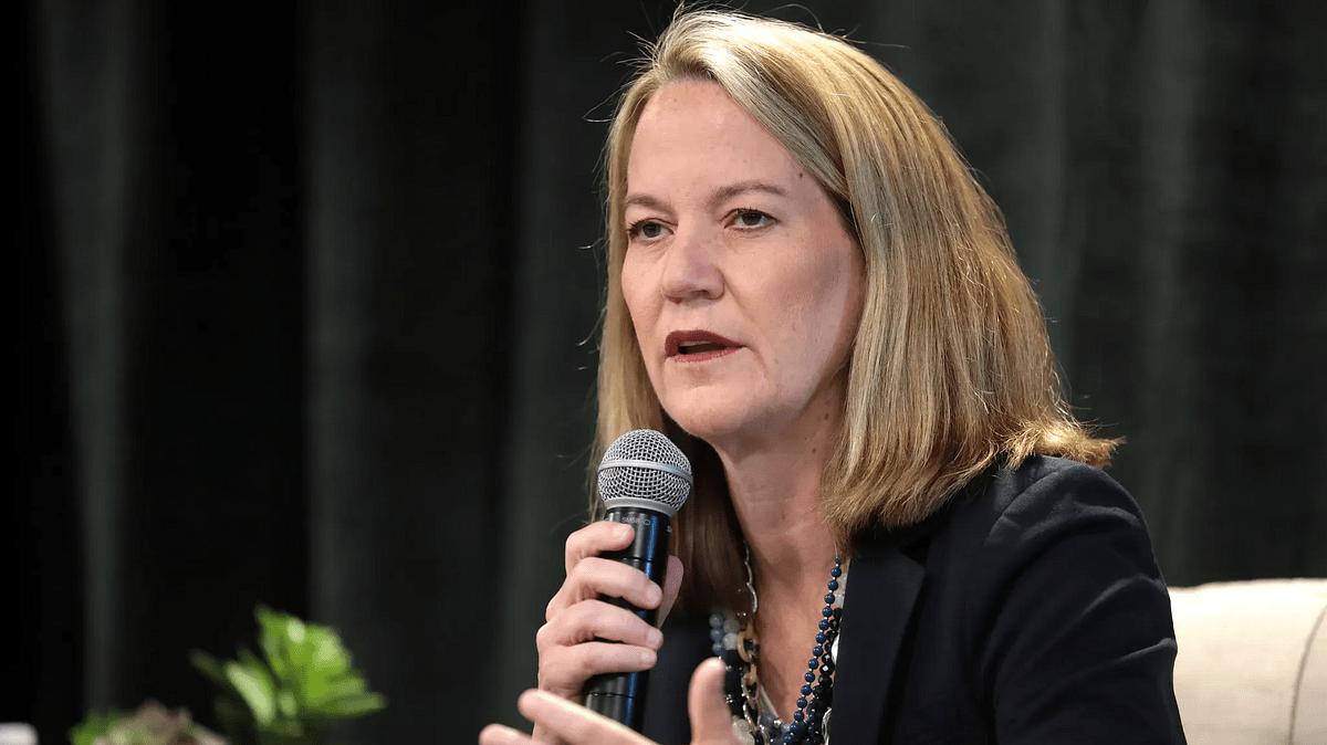 Arizona bars Mesa assisted living owners, orders $100K fine