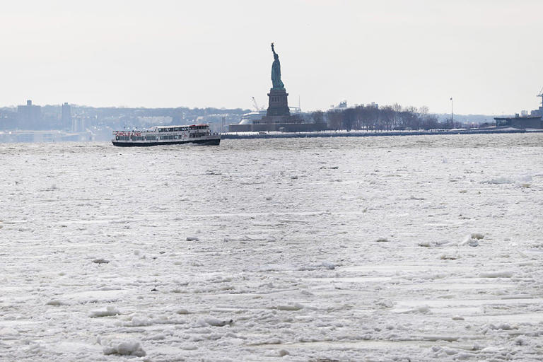 See it: Coast Guard cutter frees NYPD vessel from icebound Hudson River