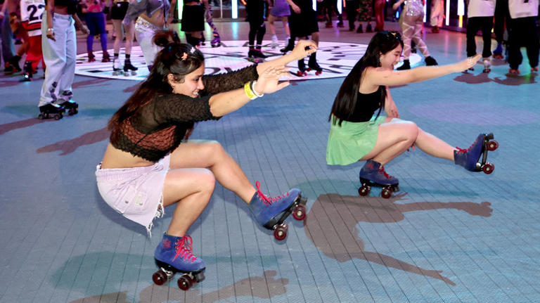 Roller skating has been the cool girl hobby since the '70s - here's how ...