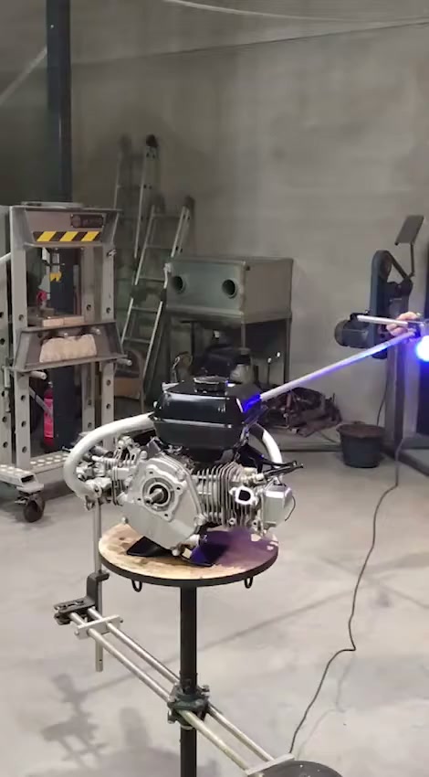 Hybrid of two separate engines – a revolution is coming?