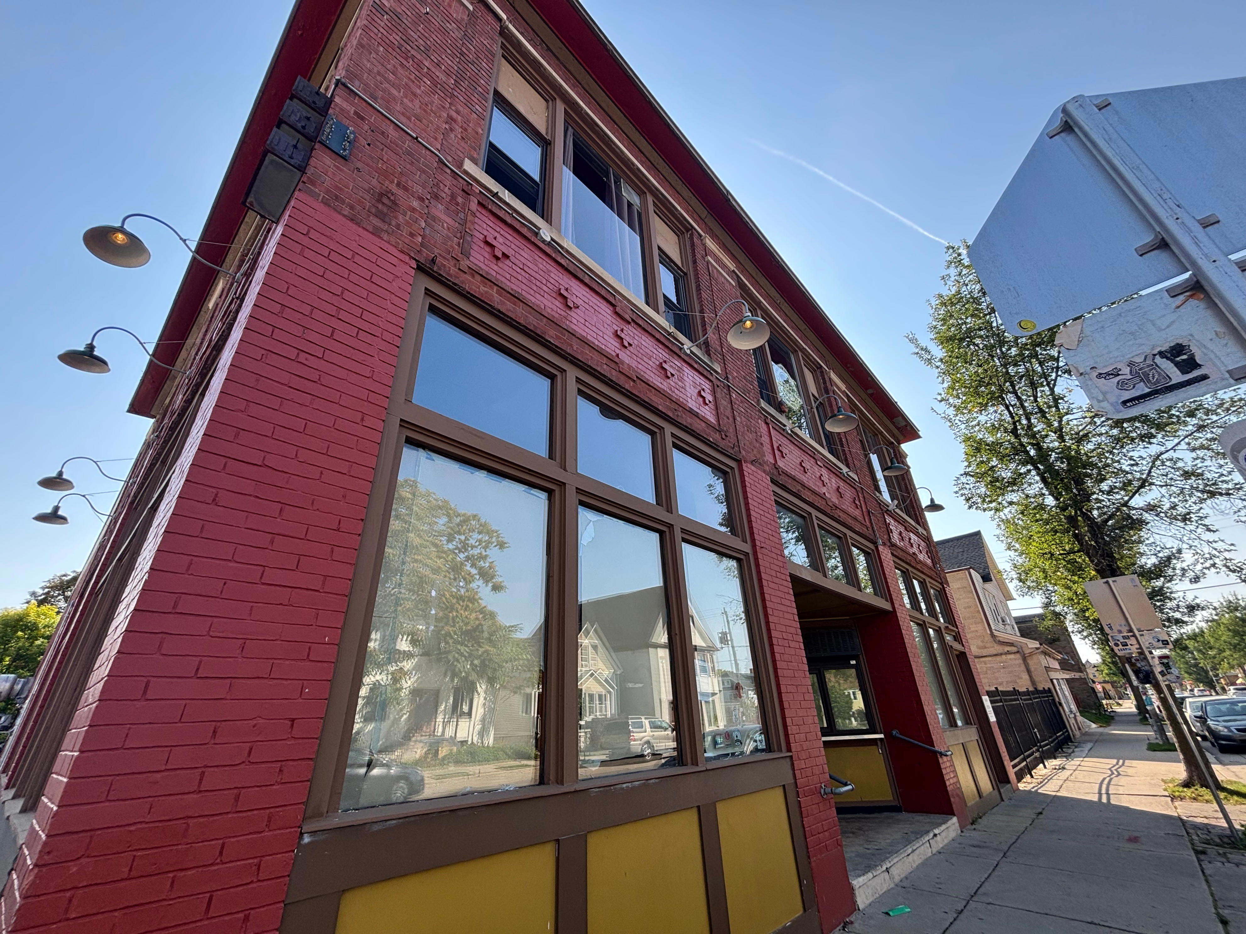 Milwaukee committee recommends approval of Riverwest sports bar