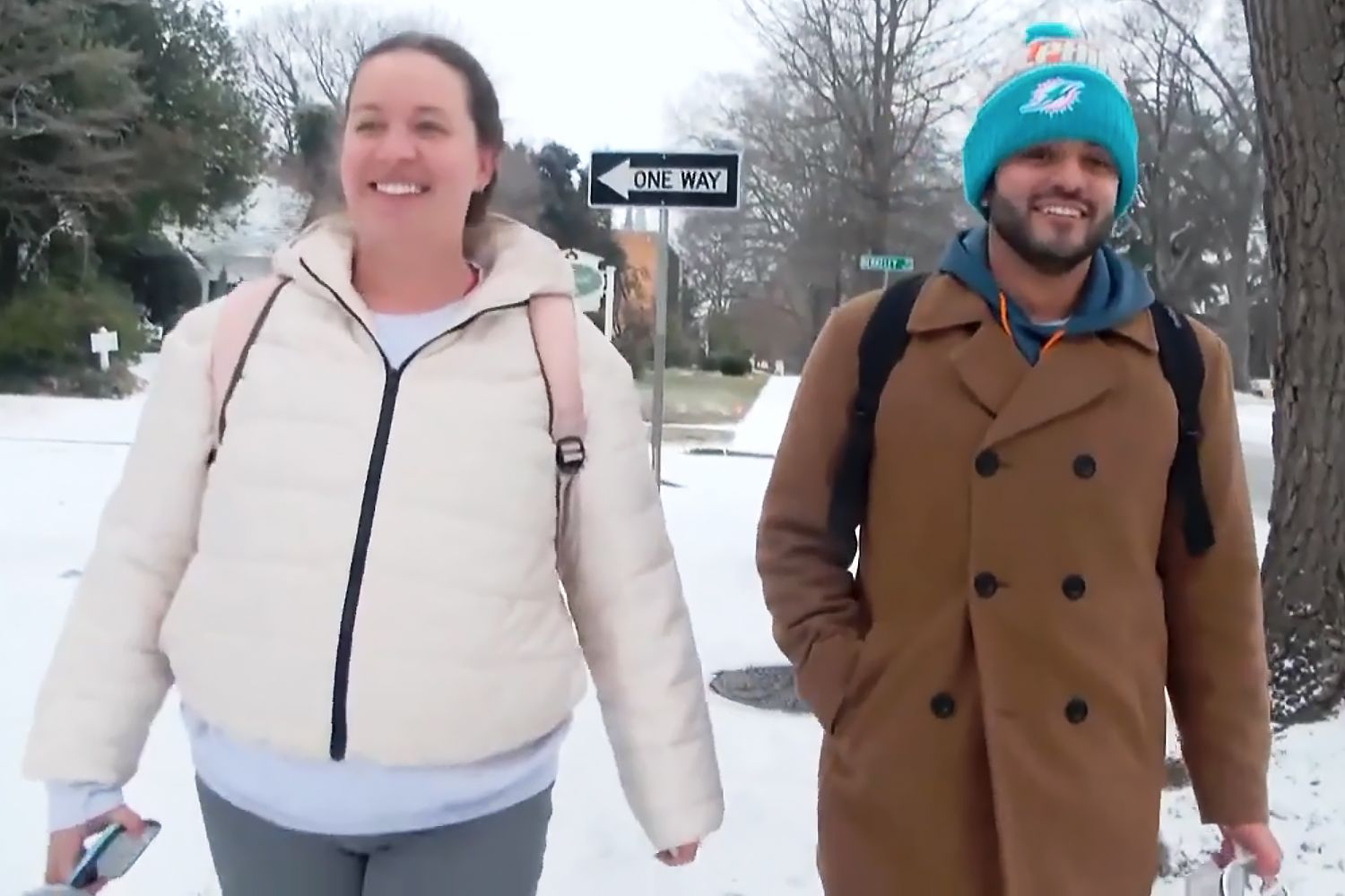 Pregnant couple walks to hospital for baby's birth amid winter storm