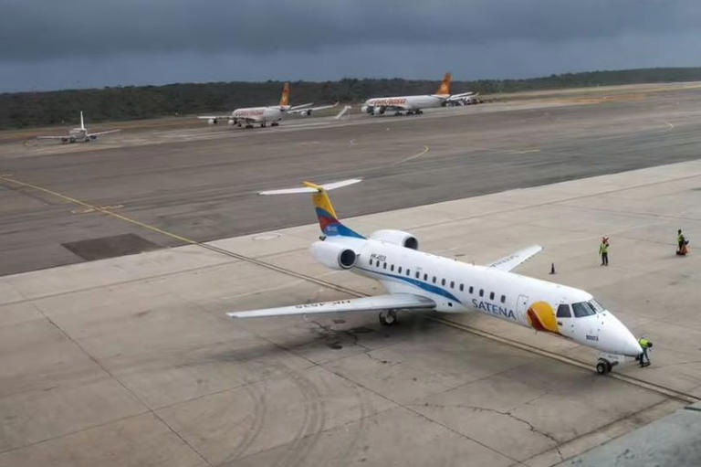 Satena plane crash: 13 killed including Colombia politicians in horror ...