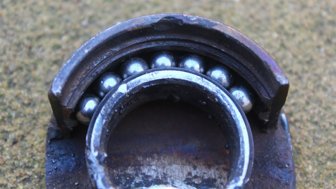 New idea pipe bending tool with bearing