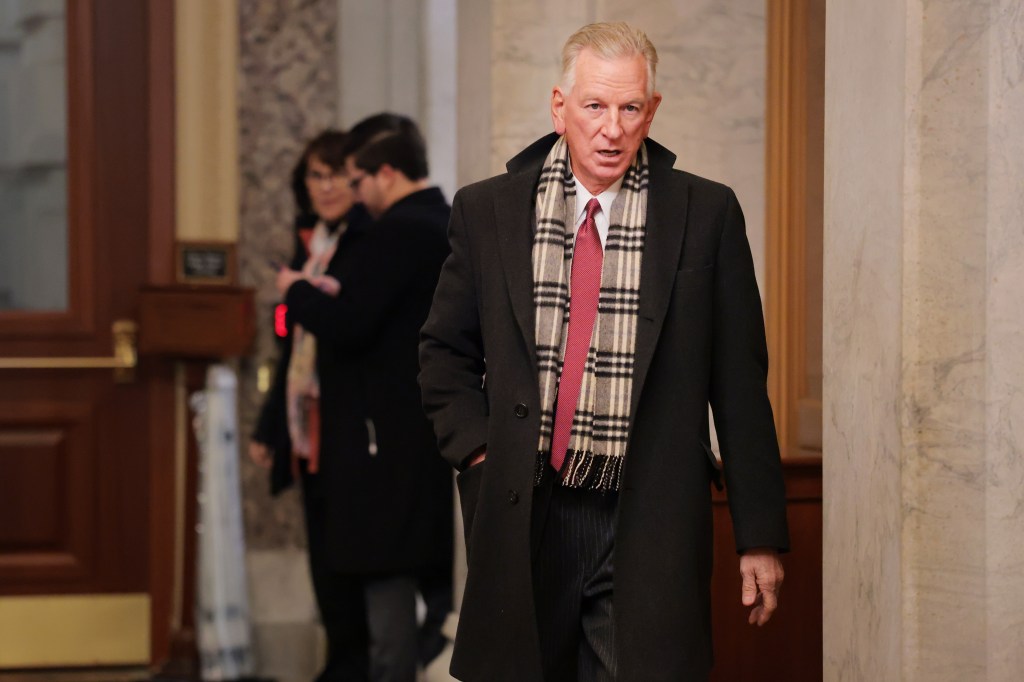 Tommy Tuberville’s GOP rival claims Alabama senator lives in Florida ...