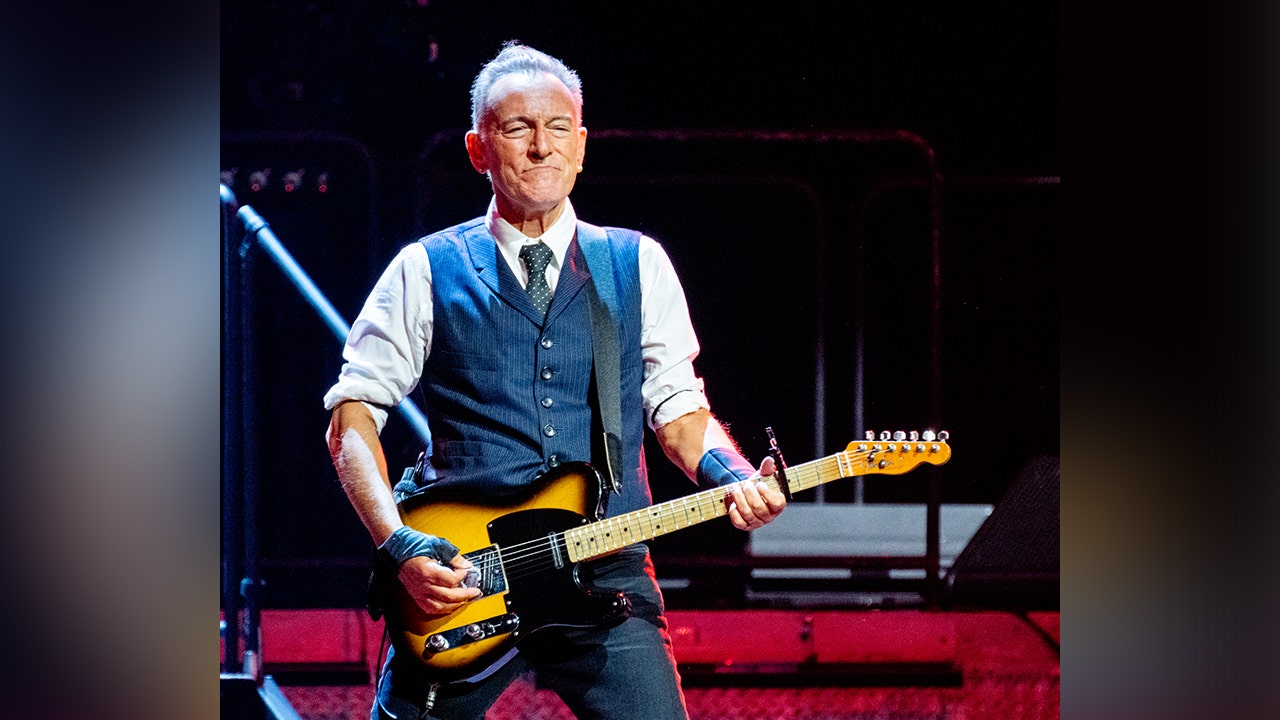 Bruce Springsteen drops anti-ICE song after Minneapolis shootings