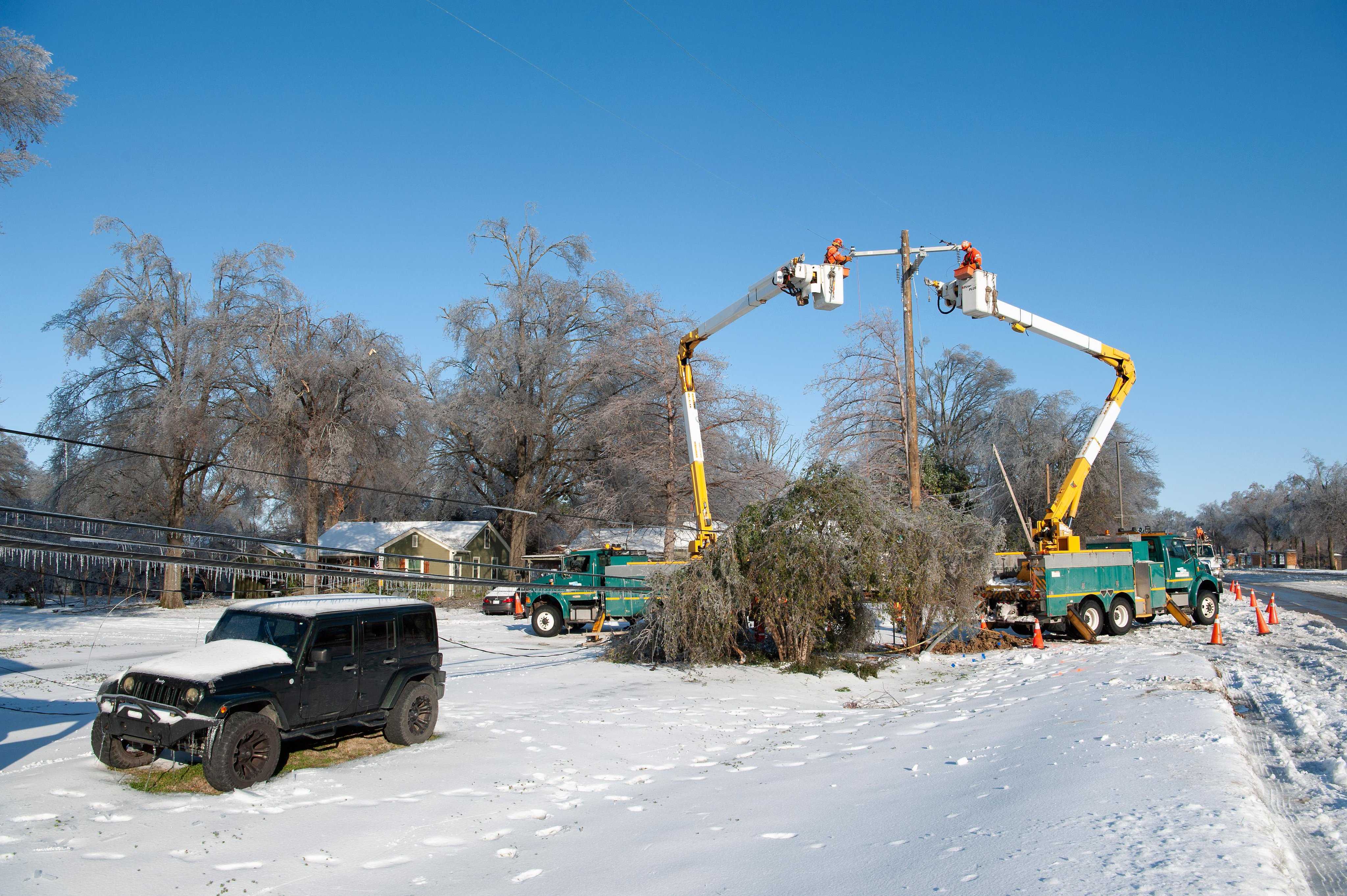 Entergy still assessing winter storm-damaged areas; 720,000 feet of ...