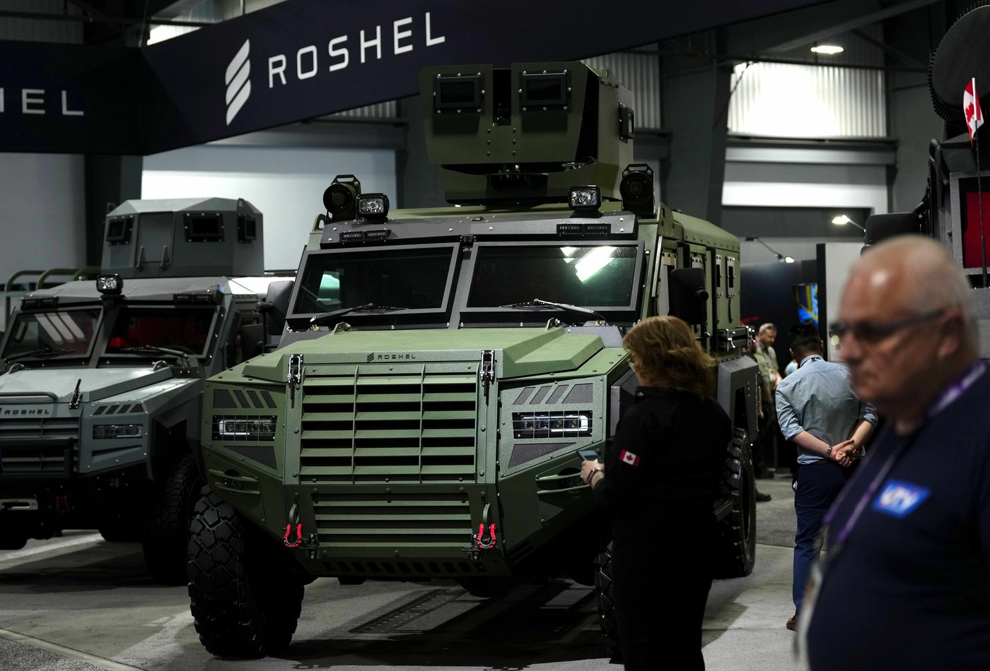 Canadian companies criticized over ties to US immigration enforcement