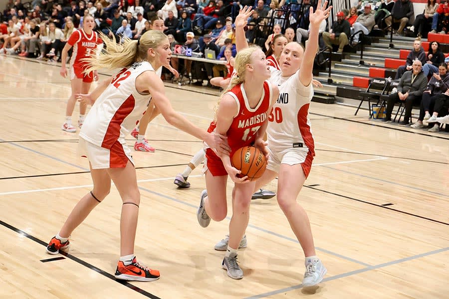 Basketball whip-around: Soda Springs boys beat Grace, Highland girls ...