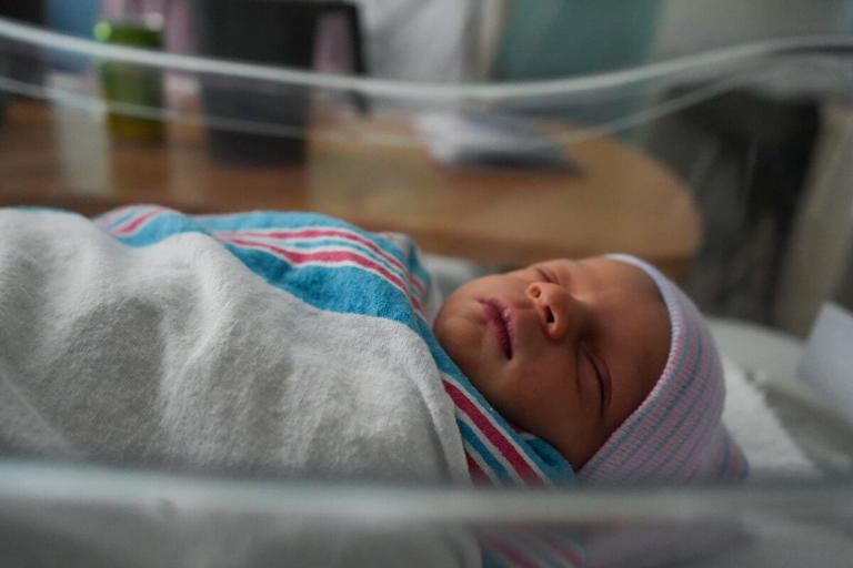 Middle Tennessee mom goes into labor with no power or heat as icy roads ...