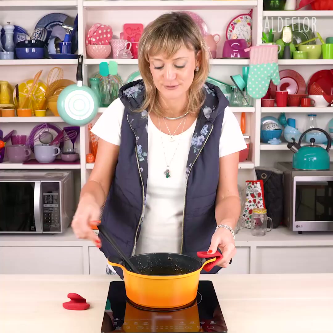 Manjar de coco com calda de ameixa | Sal de Flor