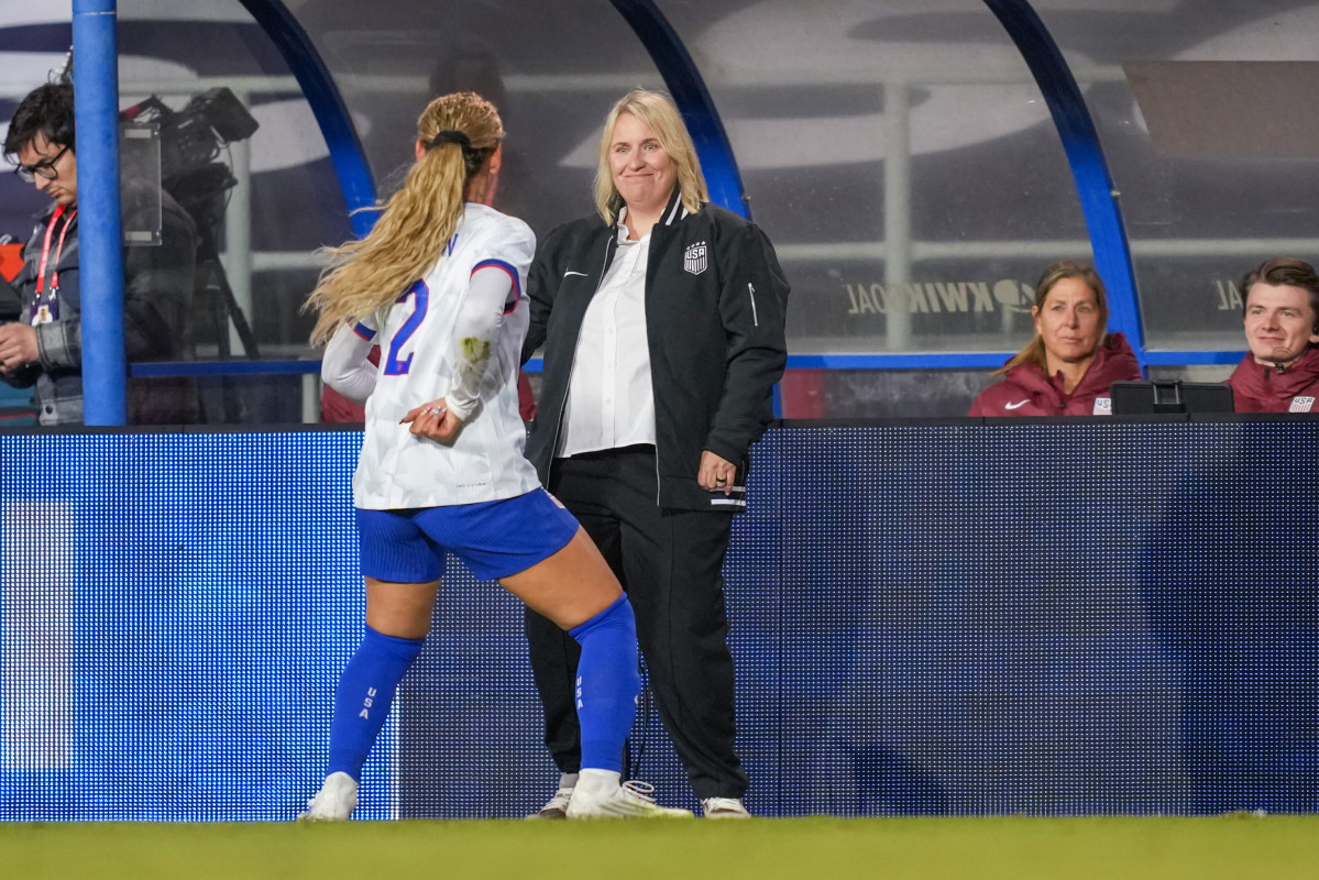 Trinity Rodman celebrates scoring goals and dancing with coach in ...
