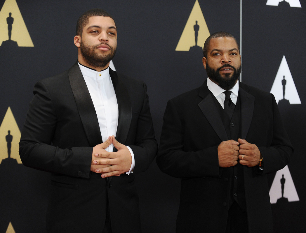 O'Shea Jackson Jr. declares Prince's rainy Super Bowl halftime show the ...