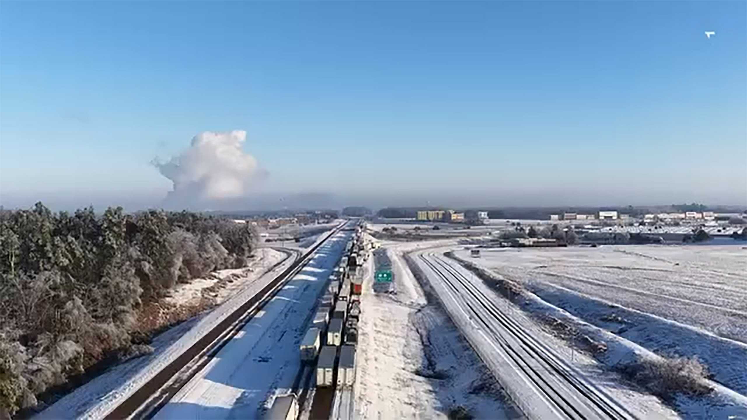 Black ice delays reopening of I-55 in North Mississippi after days of ...