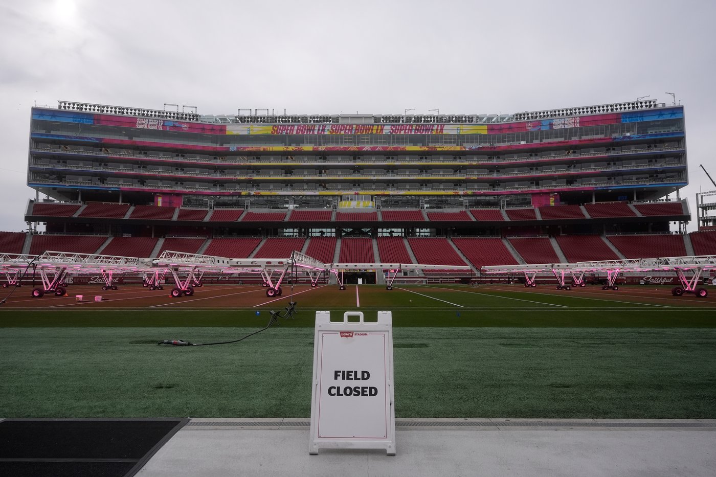 NFL's turf guru has meticulous journey to prepare Levi's Stadium field ...