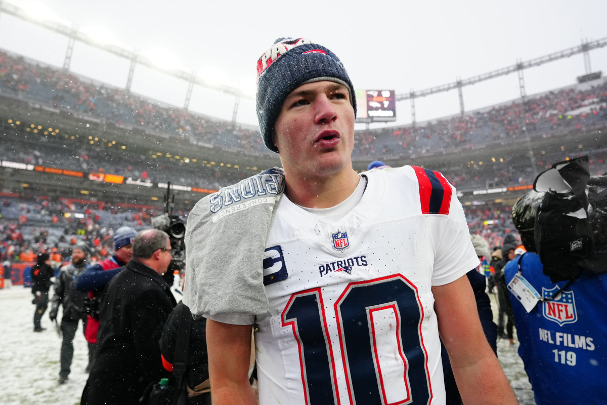 Patriots report Drake Maye's shoulder injury status ahead of Super Bowl ...