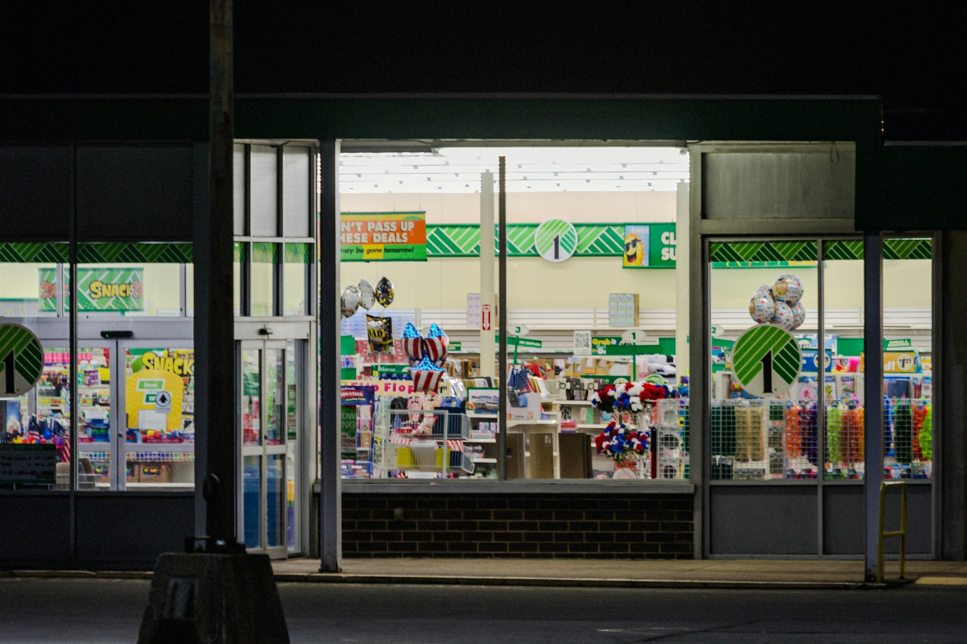 The 13 things you should never buy at a dollar store in Canada