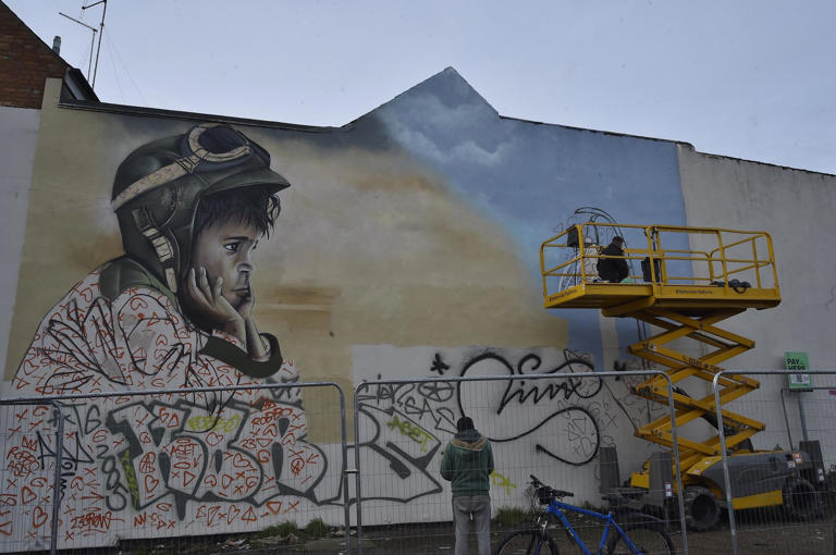 New map shows how colourful murals of acclaimed street artist Nathan ...