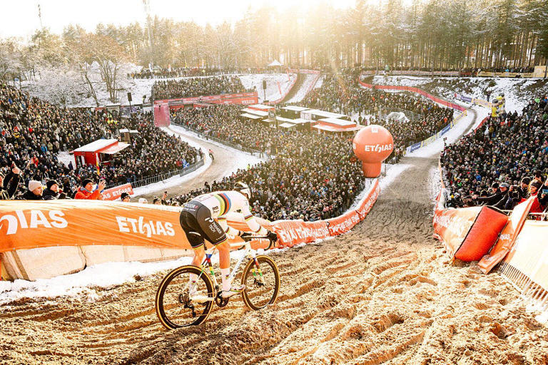 Van der Poel is on the brink of becoming the cyclocross GOAT—but nobody ...