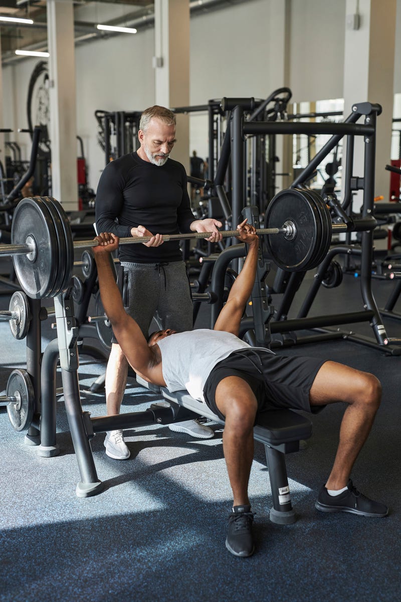 How you can use reverse pyramid sets to break through training plateaus