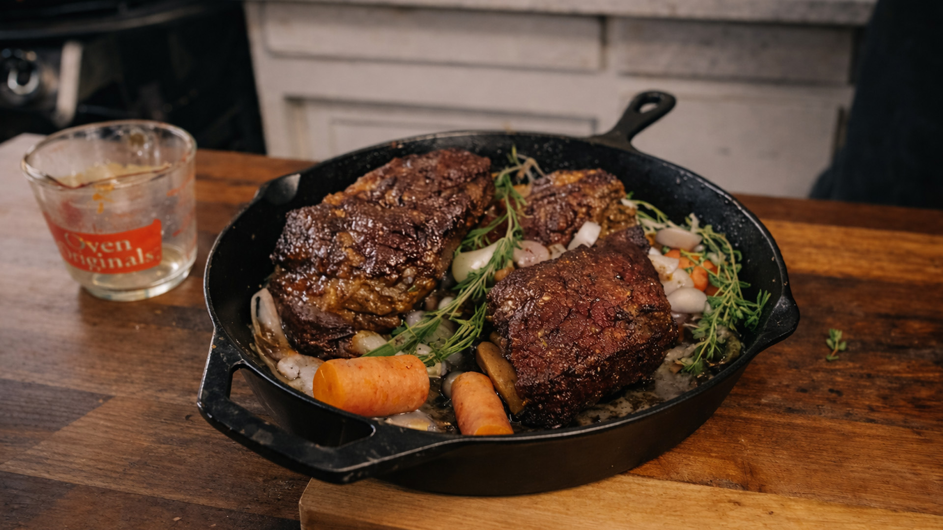 How to smoke and braise beef short ribs