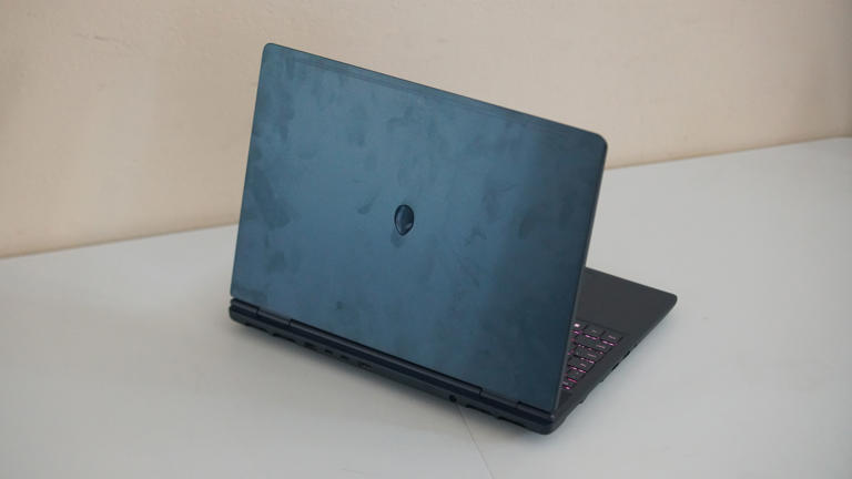 Alienware 16X Aurora