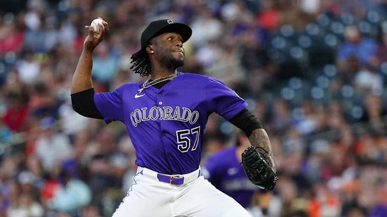 Yankees land RHP in trade with Rockies