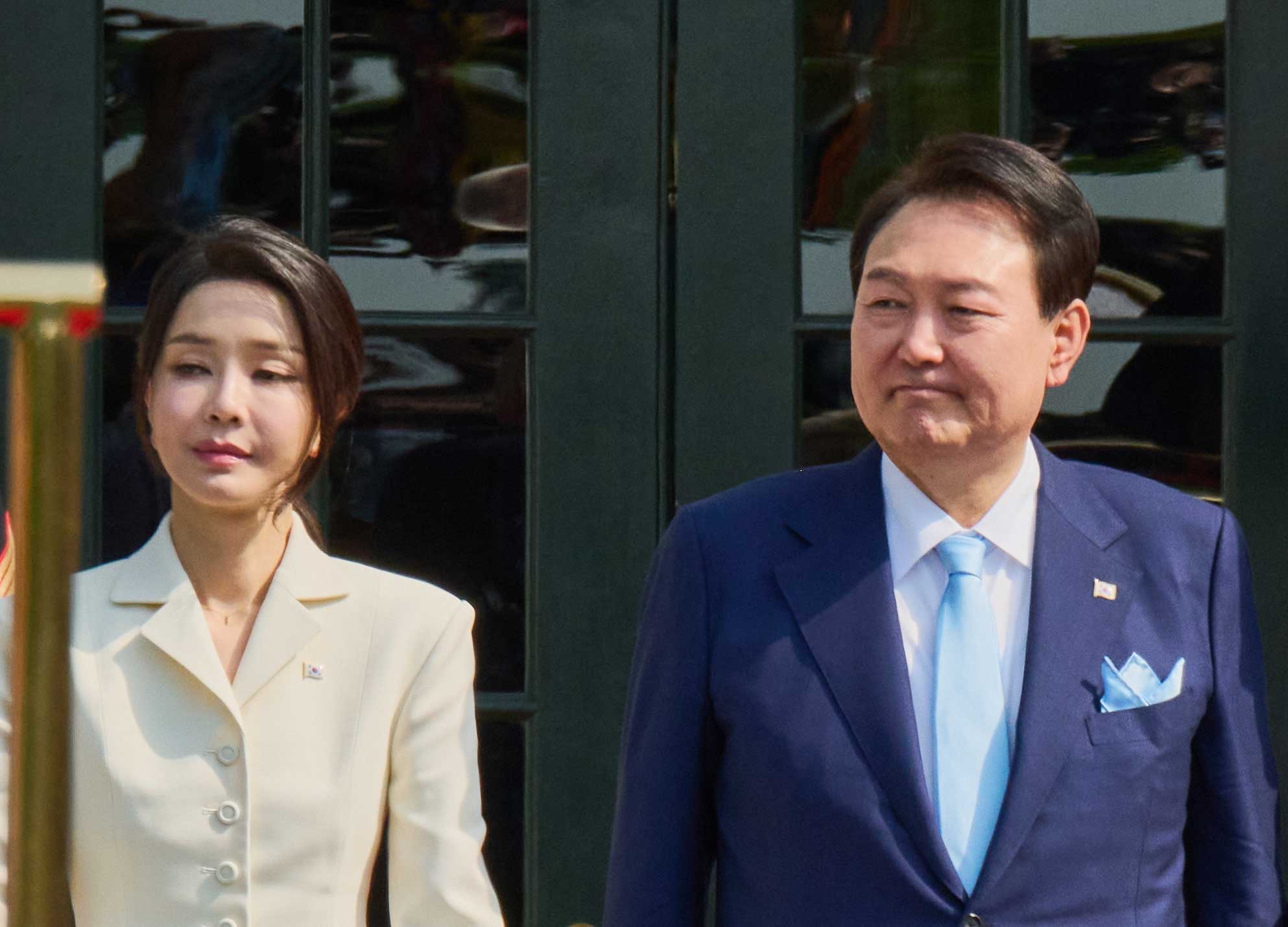 His 'n' hers coup 'n' corruption jail terms for South Korean ex-pres ...