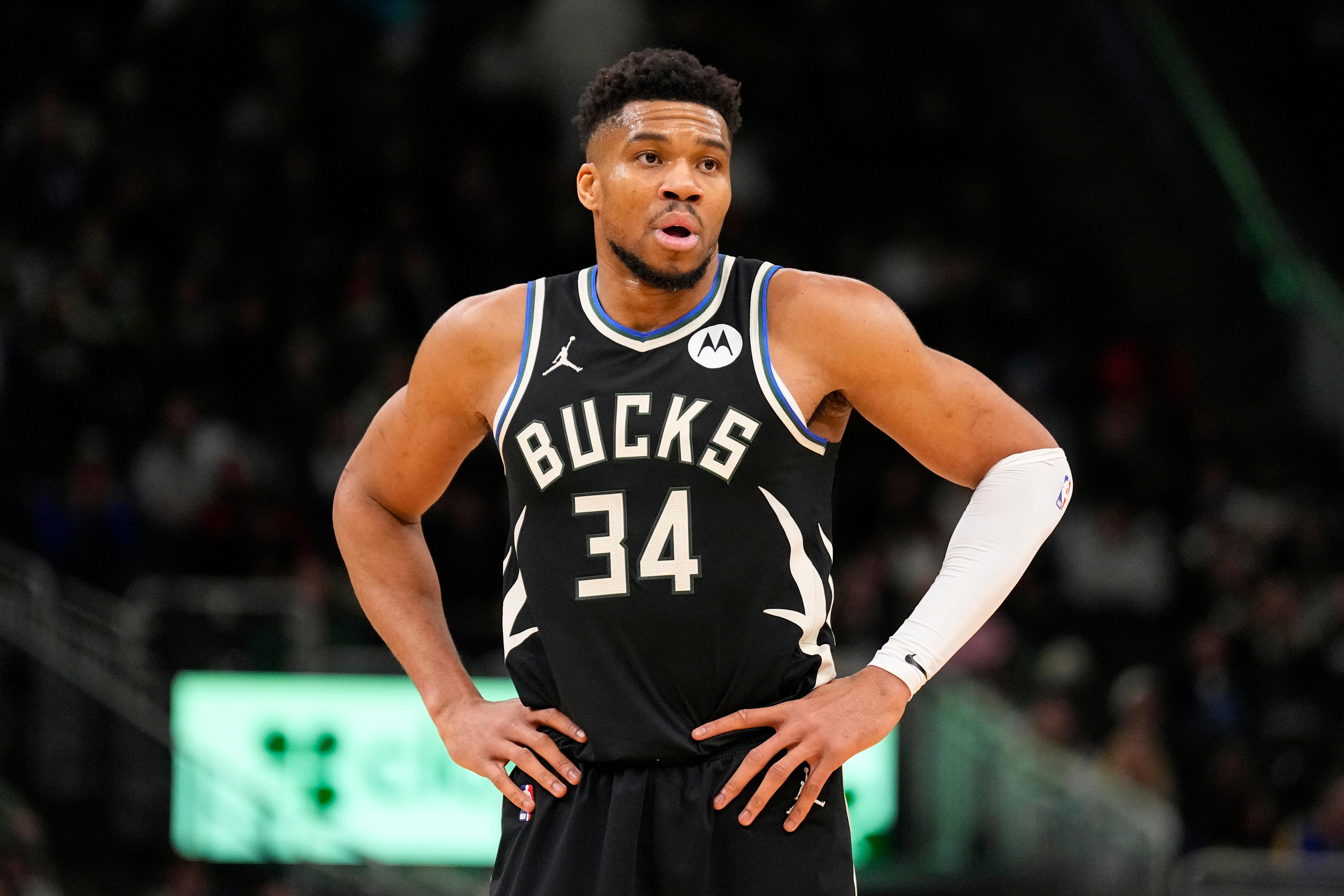 When will Giannis return from injury if a new team trades for him?