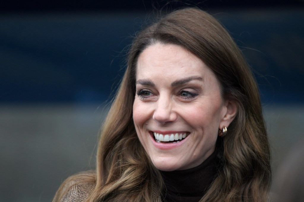 Why Kate Middleton is reportedly 'seething' over royal family power ...