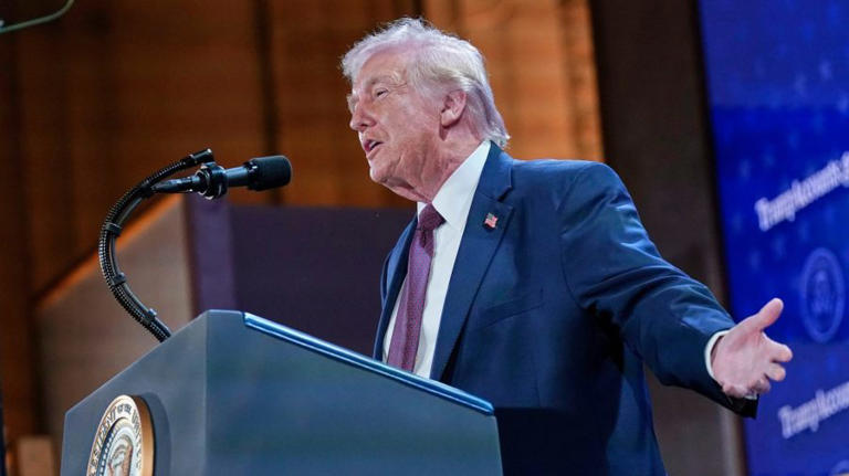 Trump calls Tillis, Murkowski 'losers' after they call for Noem to step ...