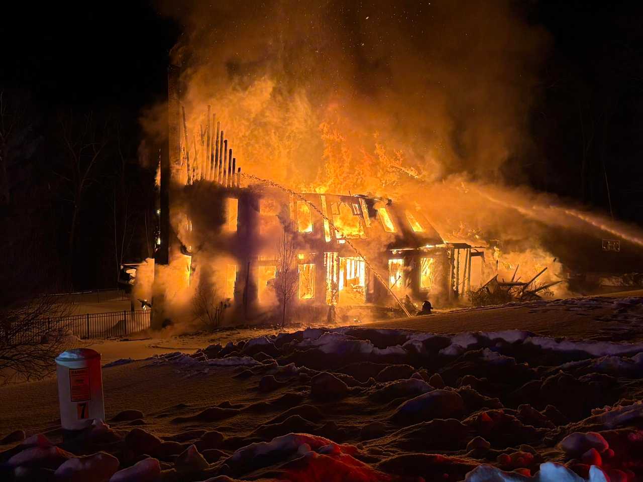 Man dies after medical emergency outside CT house fire