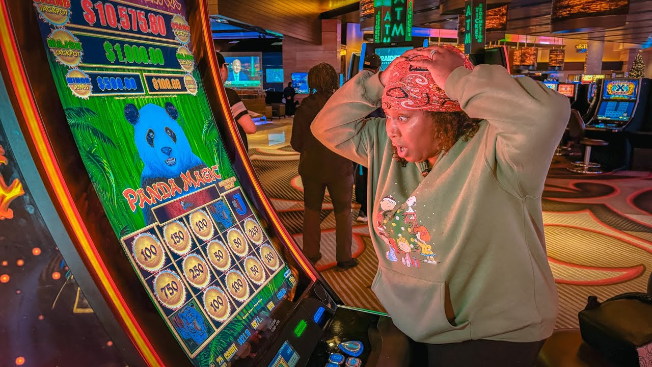 Everyone avoided this slot… my wife hit big