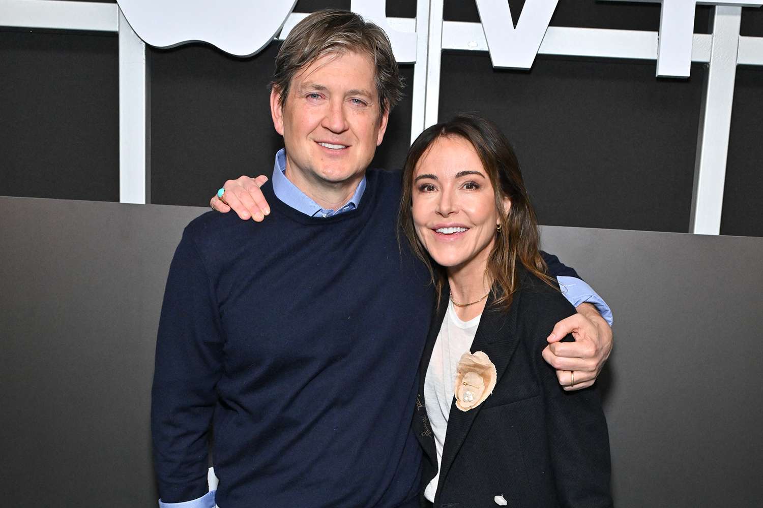 "Shrinking"'s Bill Lawrence and Christa Miller reveal how making 'each ...