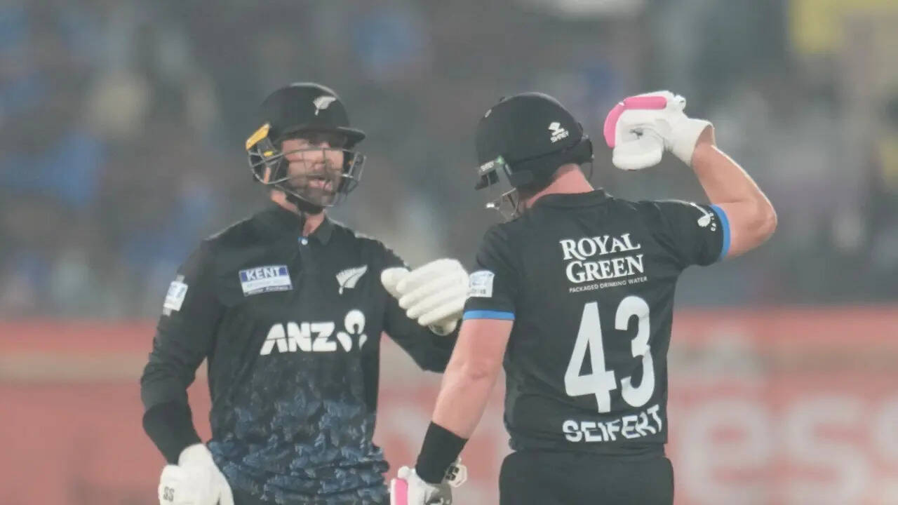 Tim Seifert, Devon Conway create history, help New Zealand achieve ...