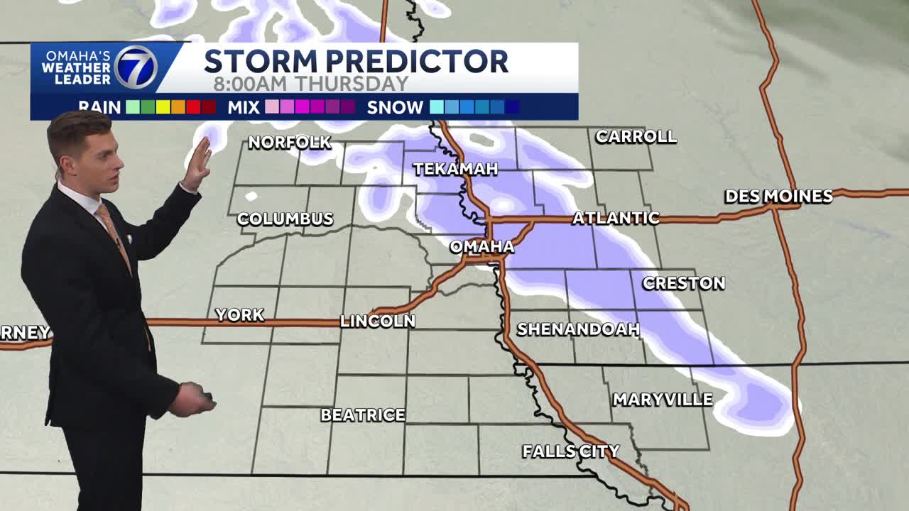 A chance for light snow during the Thursday morning drive in Omaha