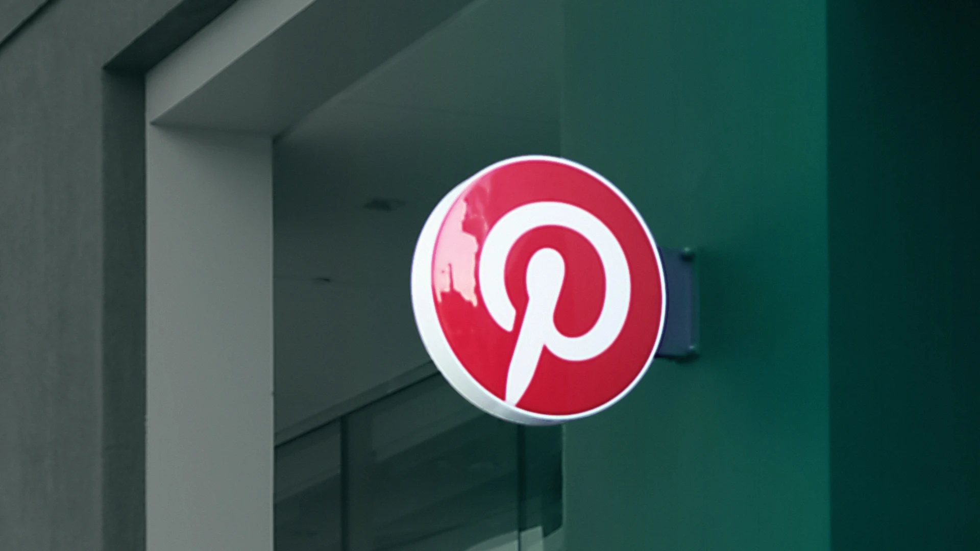 Pinterest quietly reveals 14 percent workforce cut in SEC filing as it ...
