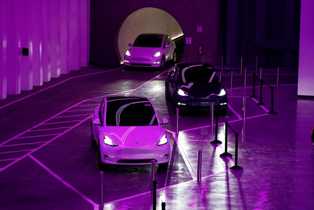 City issues Boring Co. first permit to expand loop tunnel to downtown ...