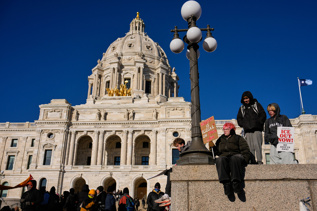 Democrats break short-lived GOP majority in Minnesota House with two ...