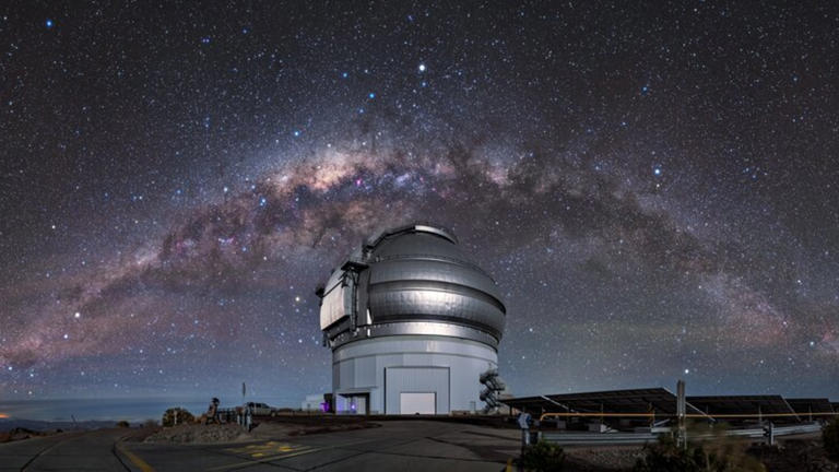 Giant 'metal cloud' spotted in nearby star system could be hiding a ...